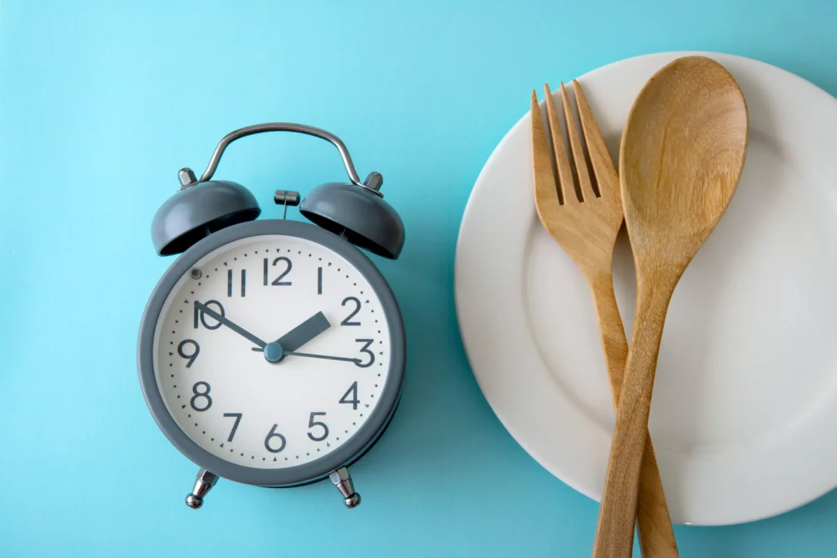 Dry Fasting: How it Works, Benefits and Risks | MedsBase
